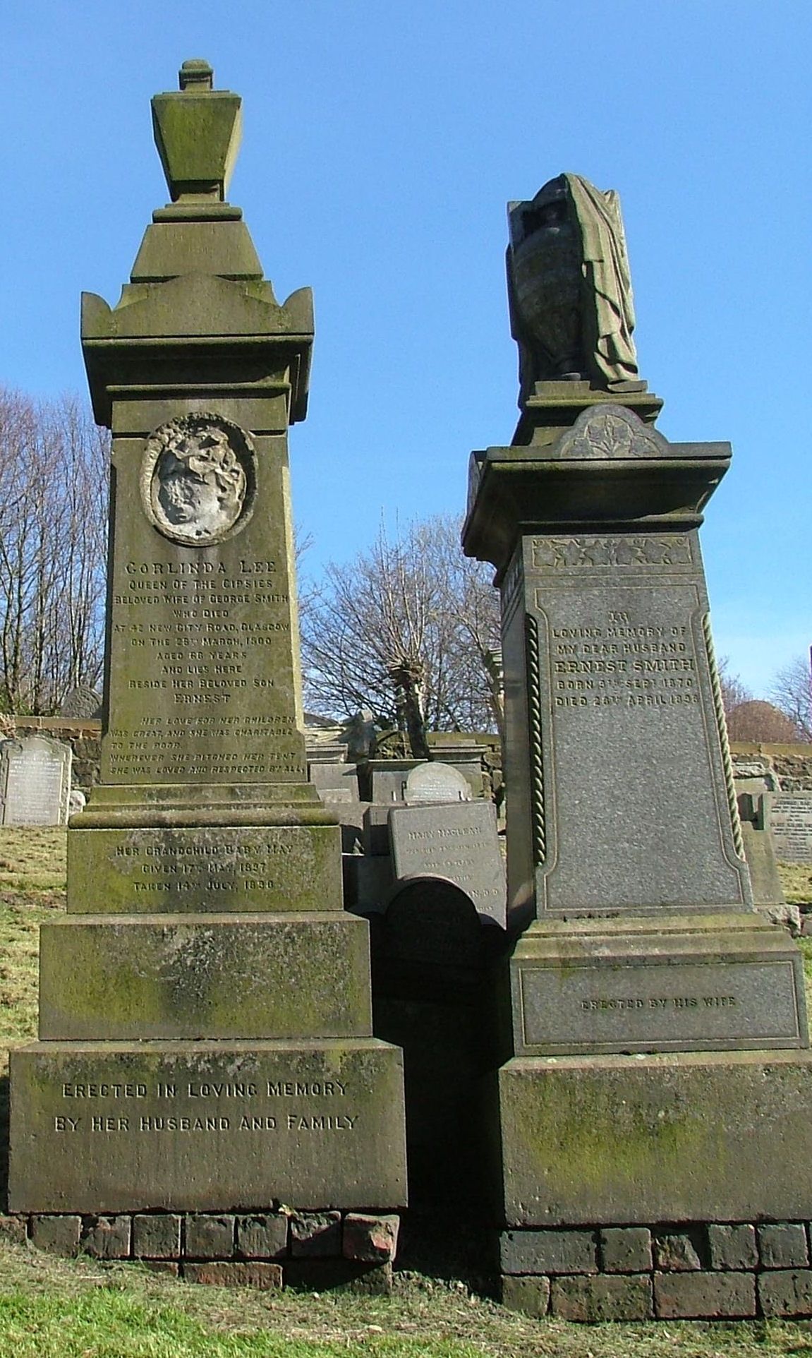 Corlinda Lee - Glasgow Necropolis